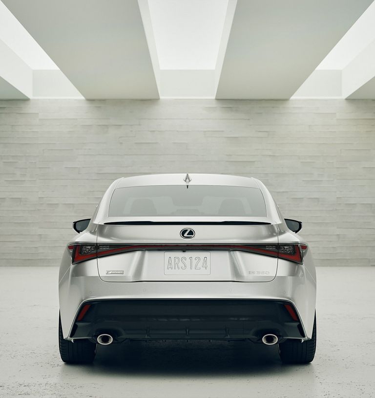 Lexus IS / Discover the Global World of Lexus