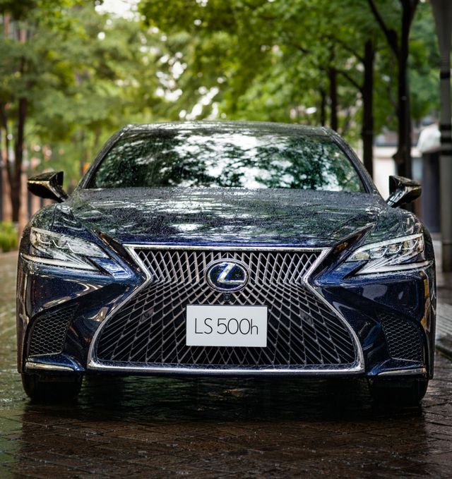 Lexus LS / Discover the Global World of Lexus