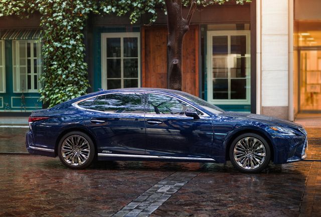 Lexus LS / Discover the Global World of Lexus