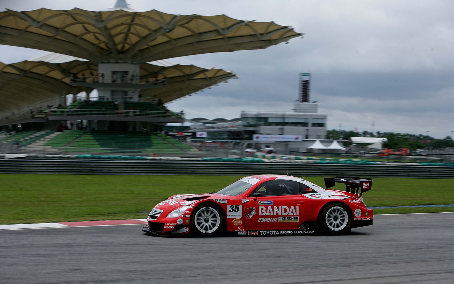 Lexus’ Journey in Motorsports / Discover the Global World of Lexus