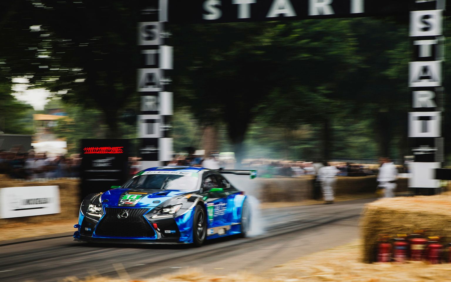 Intersection of Automotive Legacies / Discover the Global World of Lexus