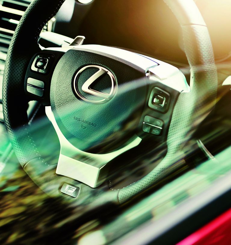 Lexus RC / Discover the Global World of Lexus