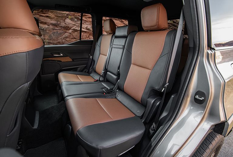 Lexus GX / Discover the Global World of Lexus