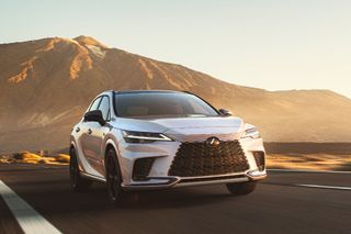 Lexus RX / Discover the Global World of Lexus