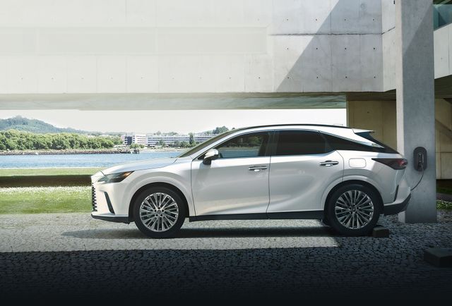 Lexus RX / Discover the Global World of Lexus