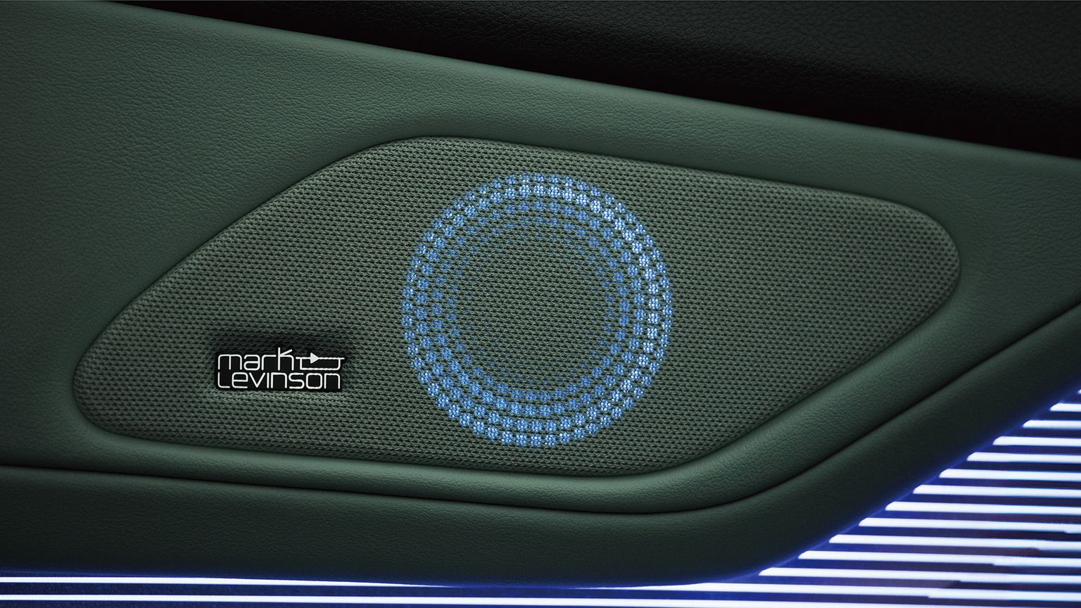 Lexus ES / Discover the Global World of Lexus