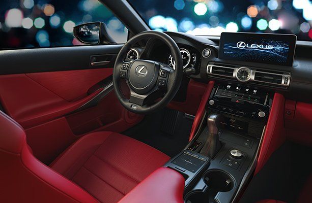 Lexus IS / Discover the Global World of Lexus