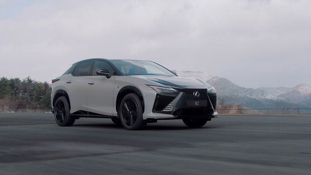 Lexus RZ / Discover the Global World of Lexus