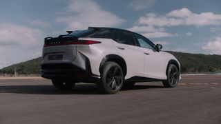 Lexus RZ / Discover the Global World of Lexus