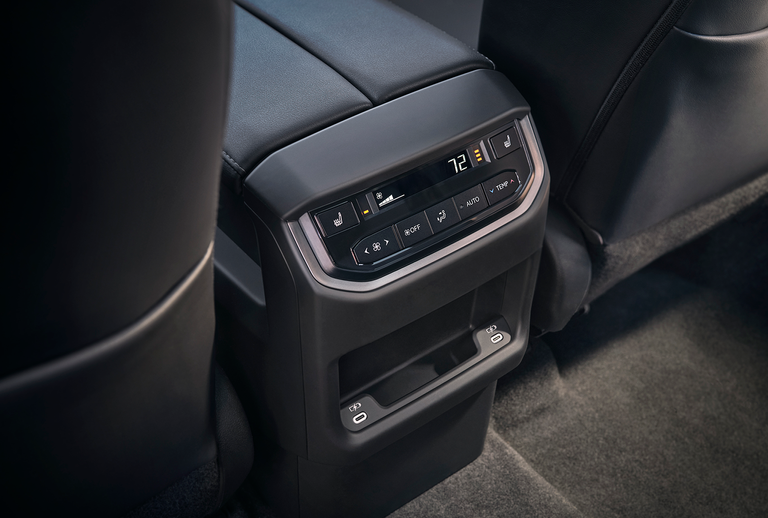 Lexus TX / Discover the Global World of Lexus