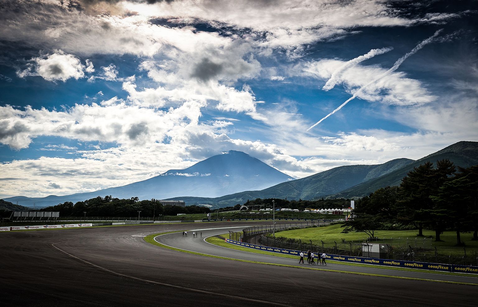 WEC’S CULTURAL LEGACY: 8 STAGES, 24 HOURS, ENDLESS LEGENDS. / Discover ...