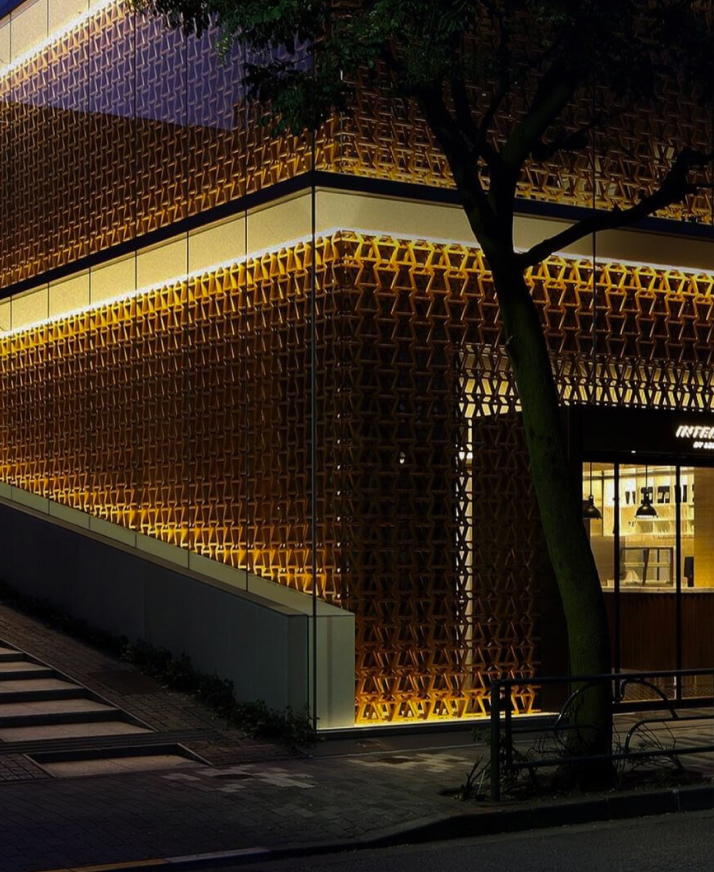 INTERSECT BY LEXUS / Discover the Global World of Lexus